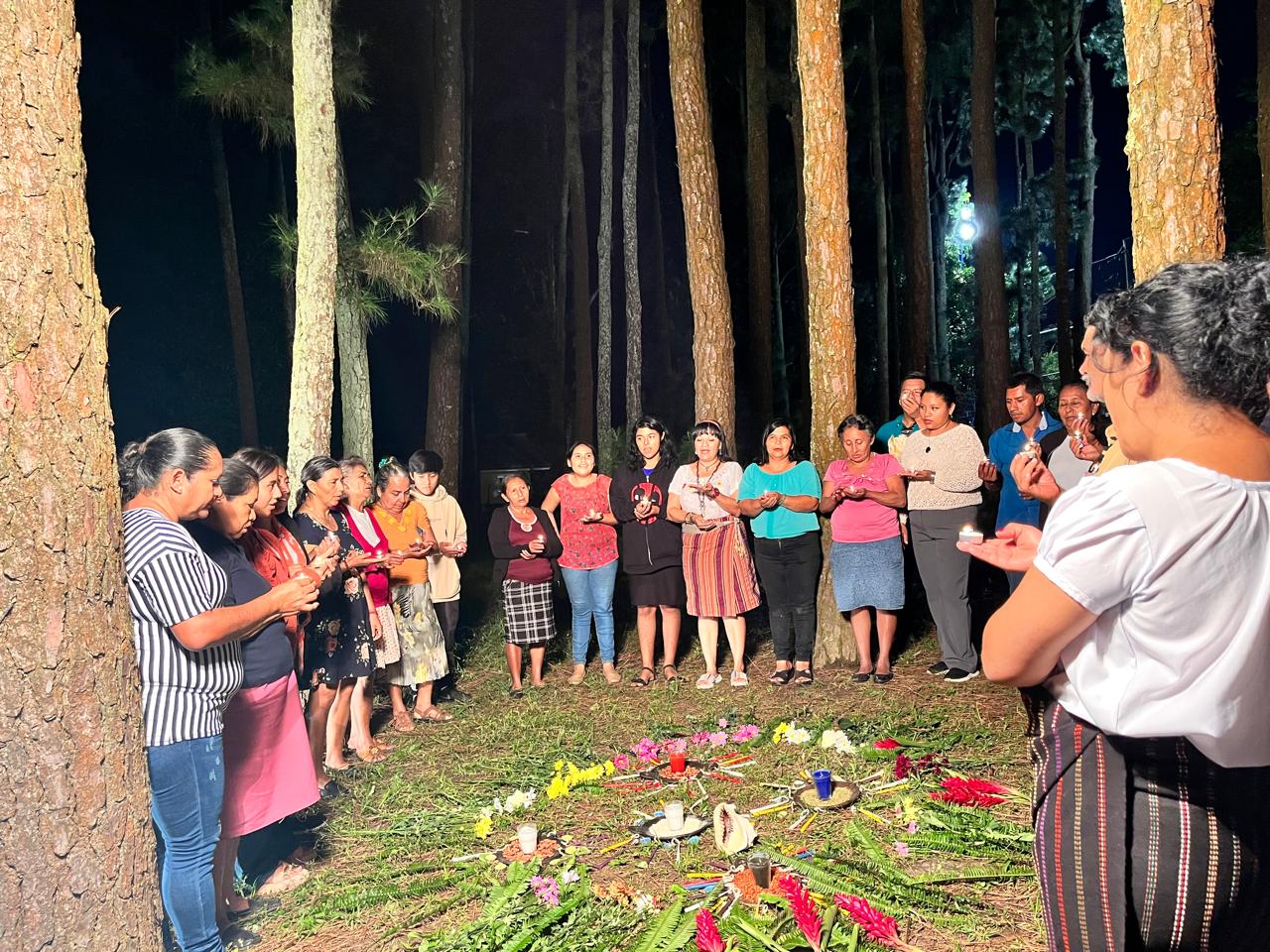 Crece el número de salvadoreños que se reconocen indígenas y ...